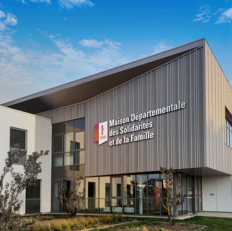 Maison Départementale des Solidarités et la Famille PAD architecte